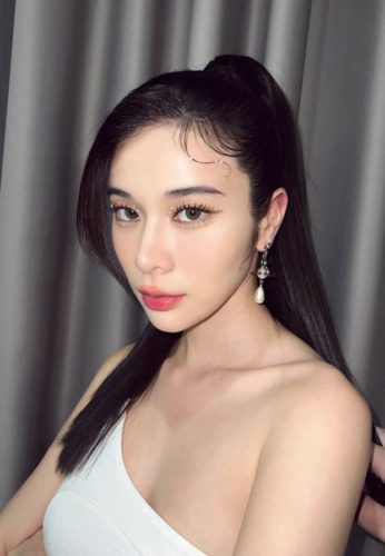 เก้า สุภัสสรา นักแสดงสาว หุ่นเป๊ะ ขวัญใจหนุ่มๆ