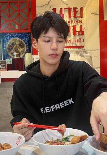 คัลแลน Cullen Hateberry หนุ่มเกาหลี ที่หลงใหลในประเทศไทย