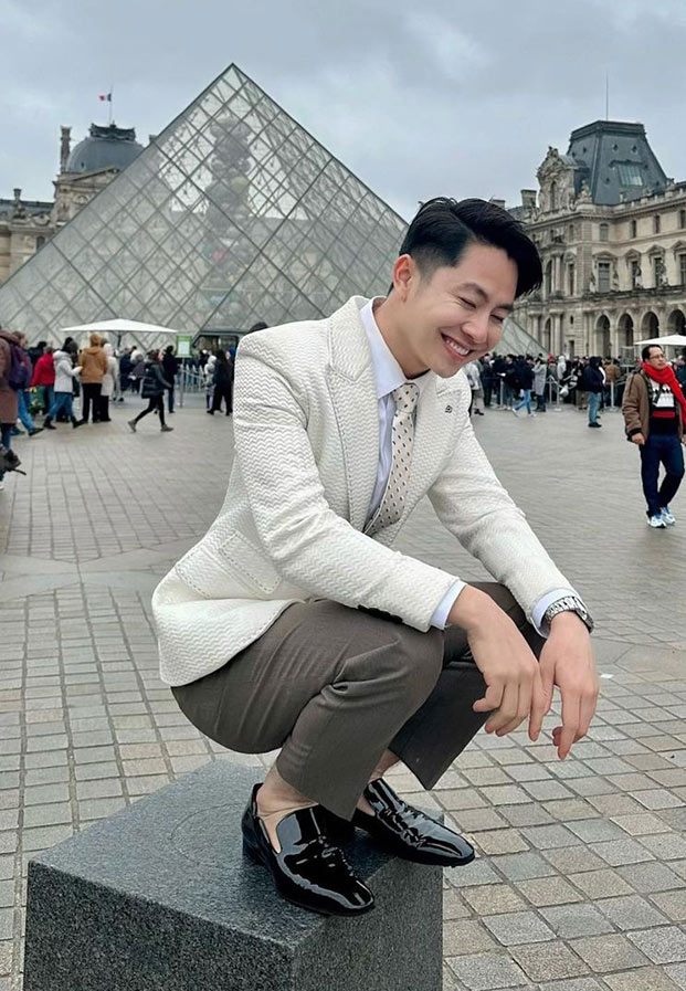 ประวัติ บ่าววิน Win William หนุ่มลาวสุดฮอต เจ้าของเพจ Vergin90