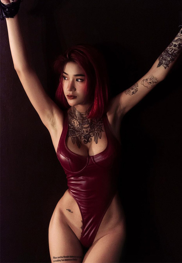 แจกวาร์ป Kullanan Mint สาวสวยหุ่นX รอยสักสุดเซ็กซี่